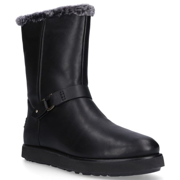 UGG | Shoes | Ugg Berge Womens Classic Short Boot | Poshmark